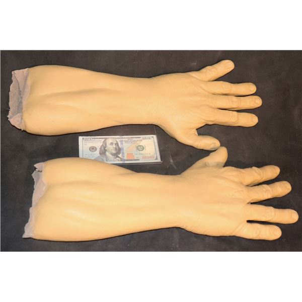 THE ORVILLE ALIEN SILICONE HANDS ARMS GLOVES MATCHED PAIR