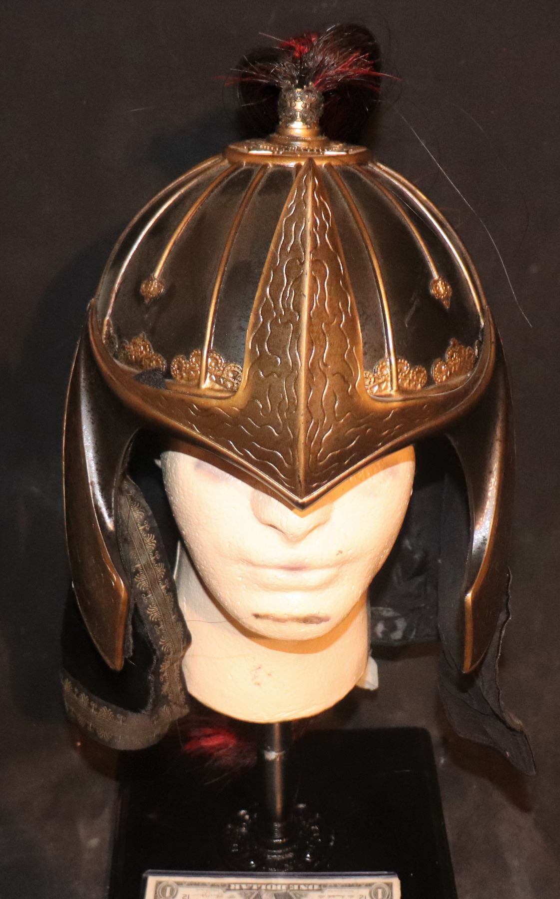 ZZ THE LAST AIRBENDER HELMET WITH RED HAIR TASSEL 2