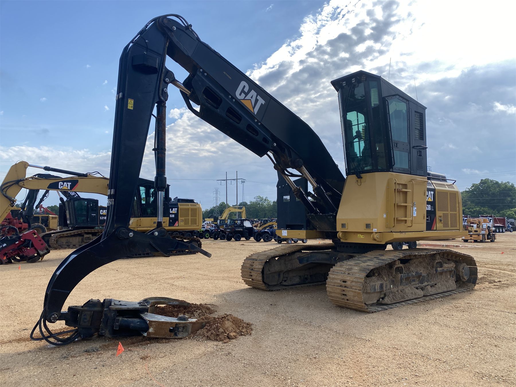 2019 CAT 538LL TRACK Log Loader - J.M. Wood Auction Company, Inc.
