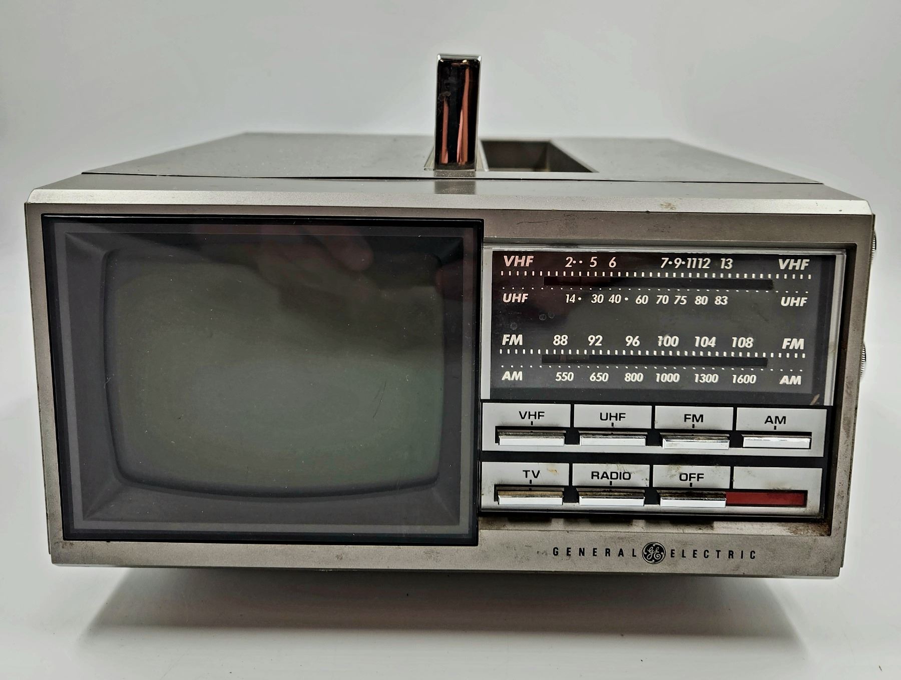Vintage General Electric TV and Radio