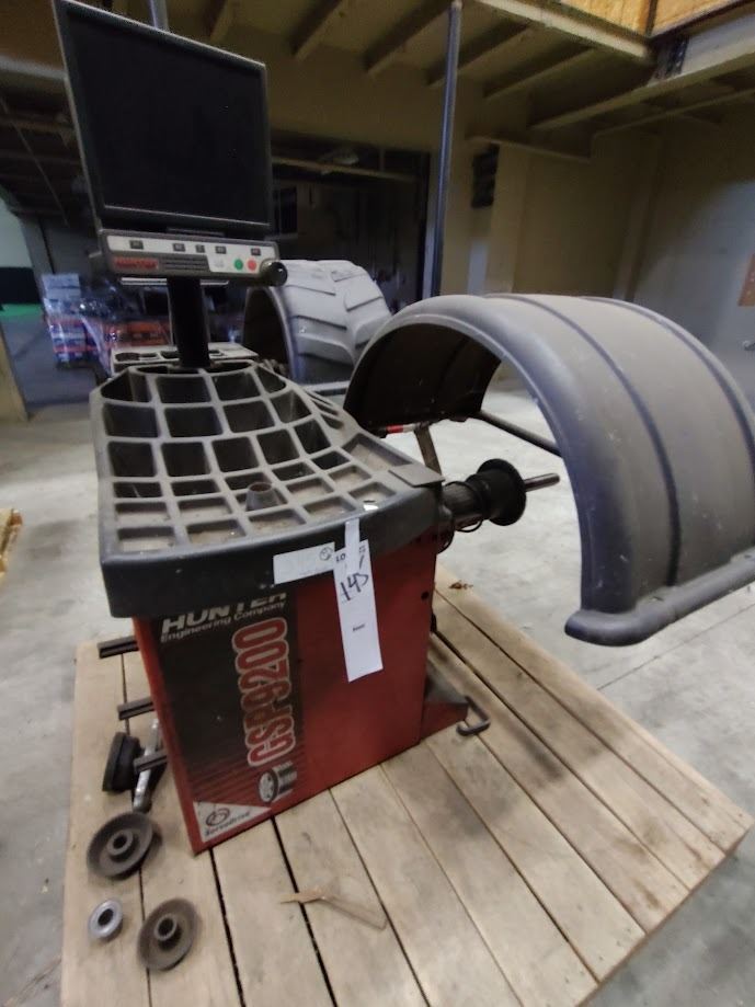 HUNTER GSP9200 WHEEL BALANCER
