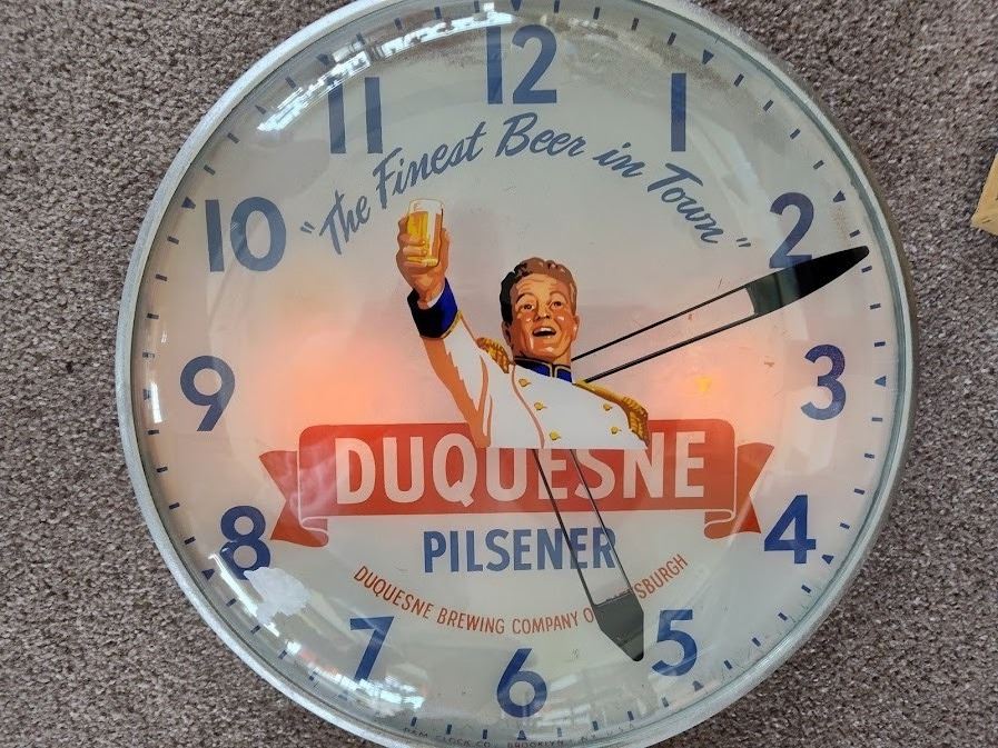 VINTAGE DUQUESNE BEER CLOCK