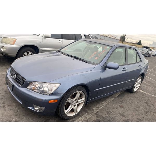 2005 Lexus IS 300