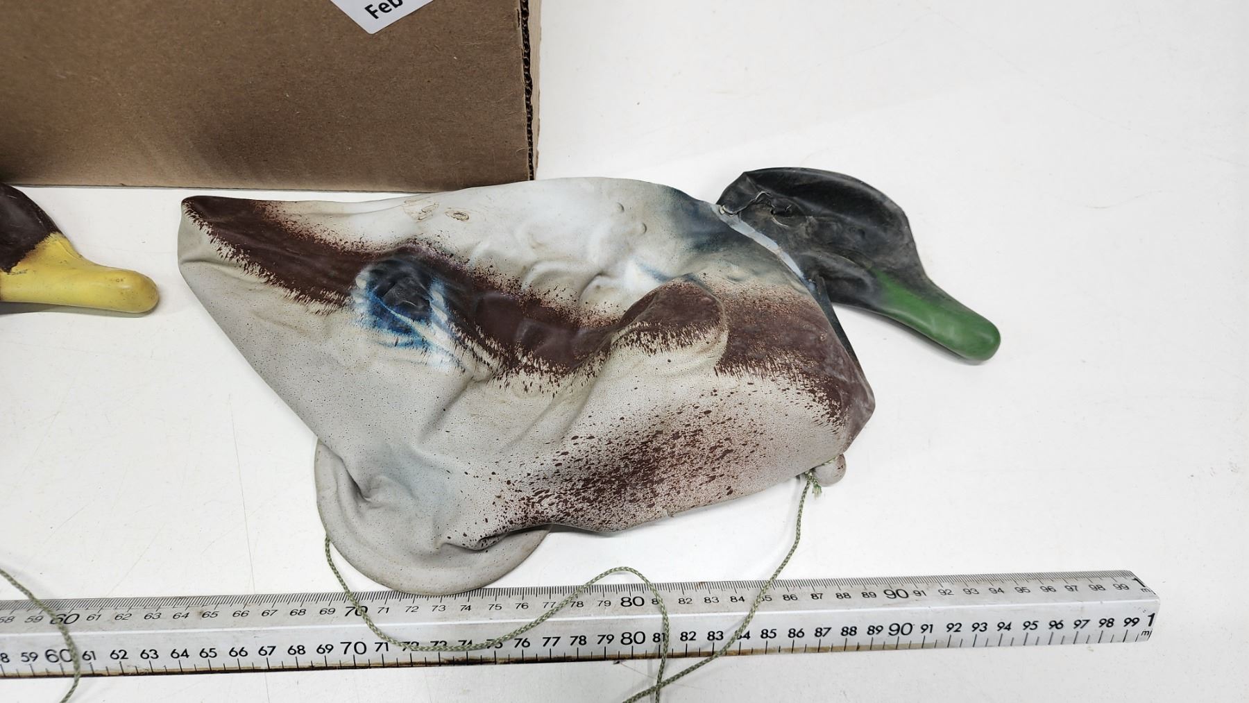 Box of antique duck decoys - Schmalz Auctions