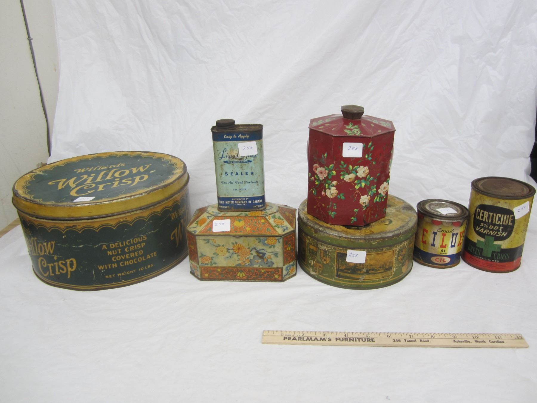 Lot of 7 Vintage Cans - Schmalz Auctions