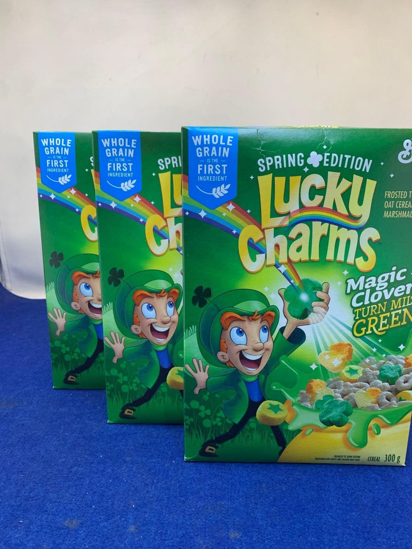 Spring Edition Lucky Charms Cereal (3 x 300g)