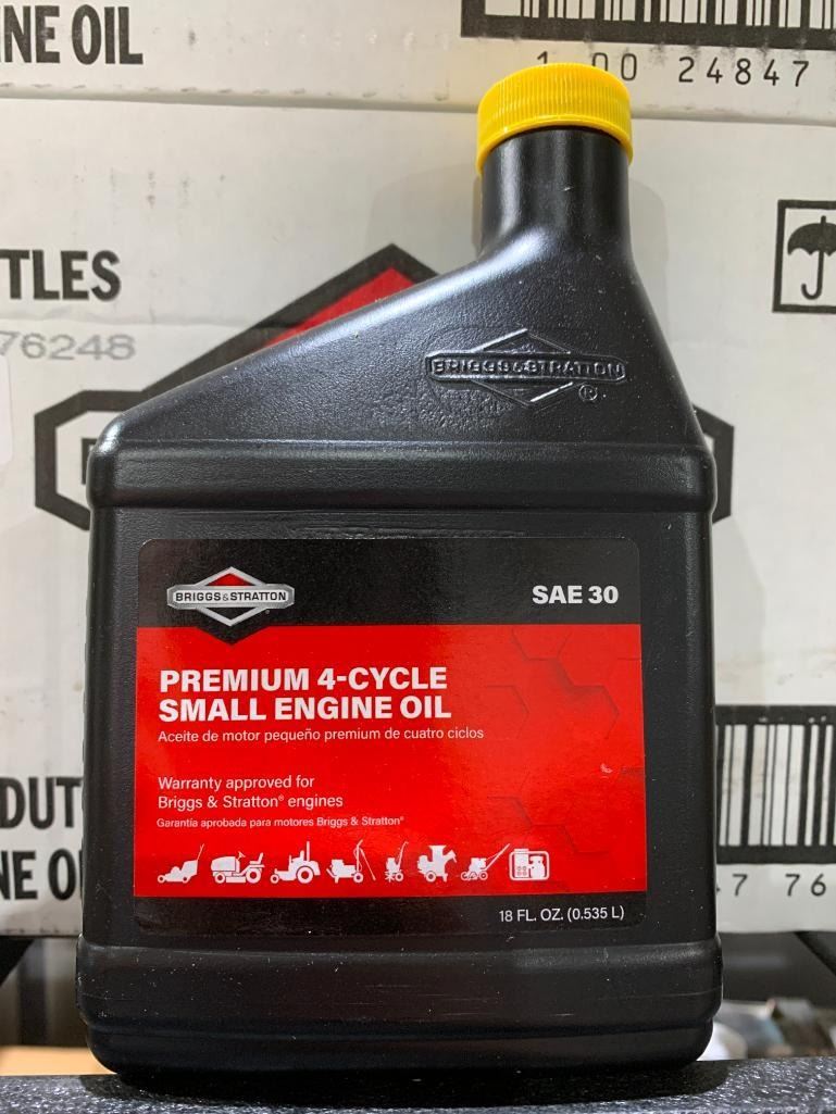 Briggs & Stratton SAE 30 Heavy Duty 4-Cycle Motor Oil 12 x 535ml