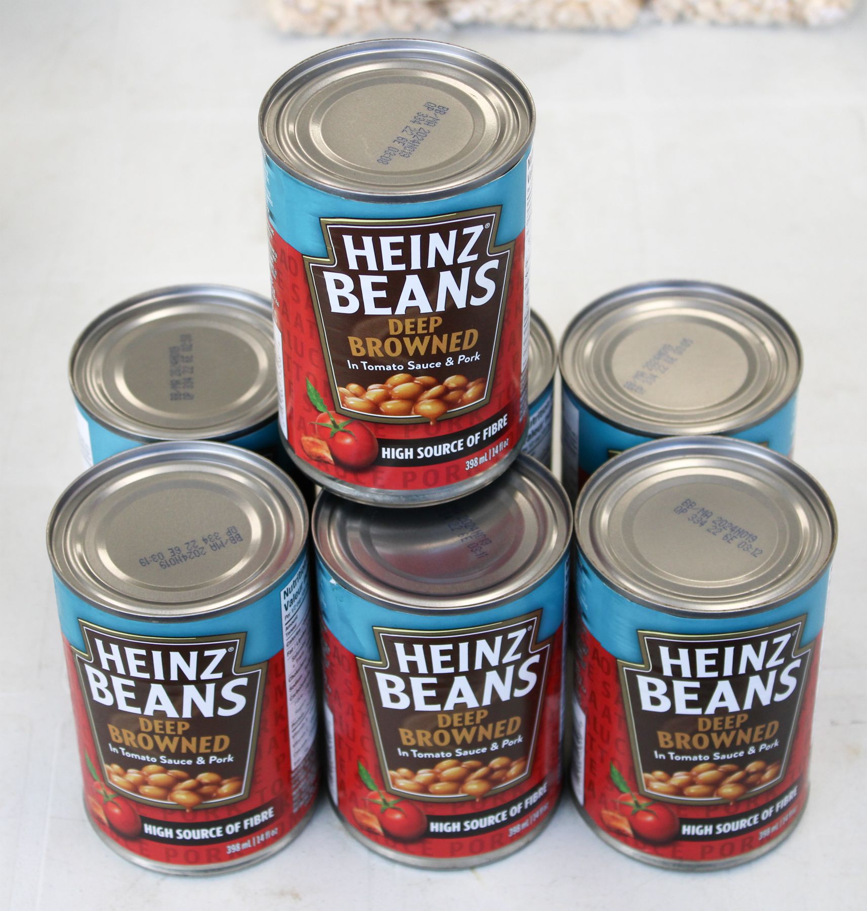 7 HEINZ DEEP BROWN BEANS, 398ML EACH