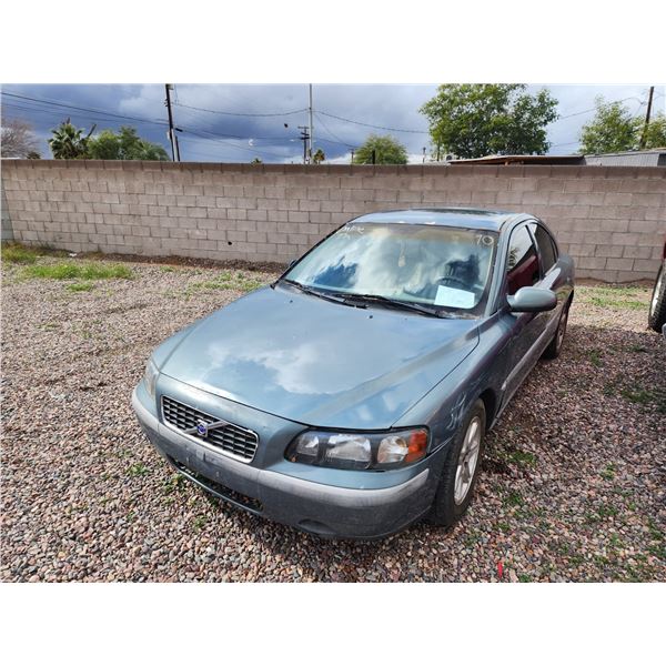 2002 VOLVO S60