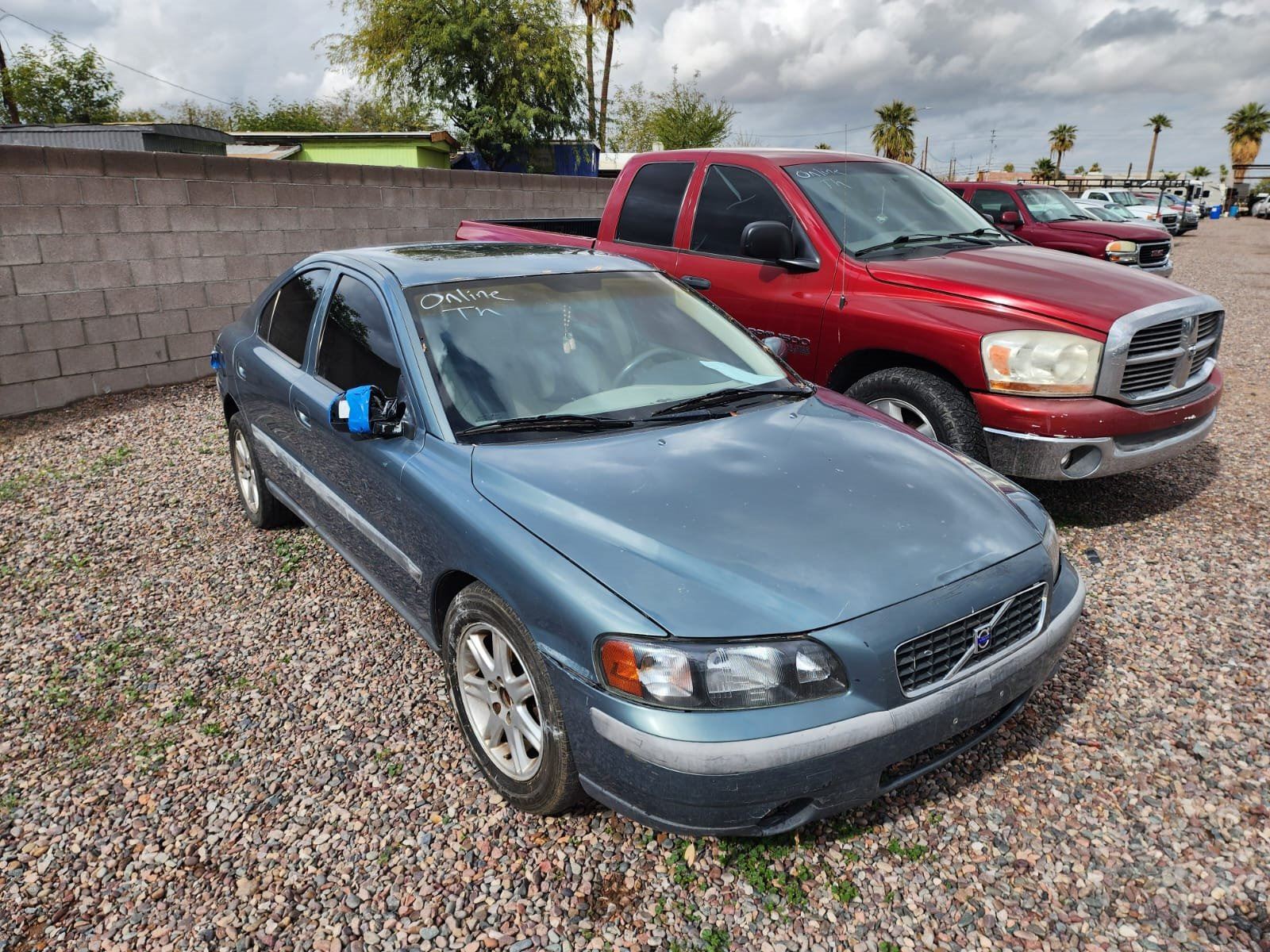 2002 VOLVO S60