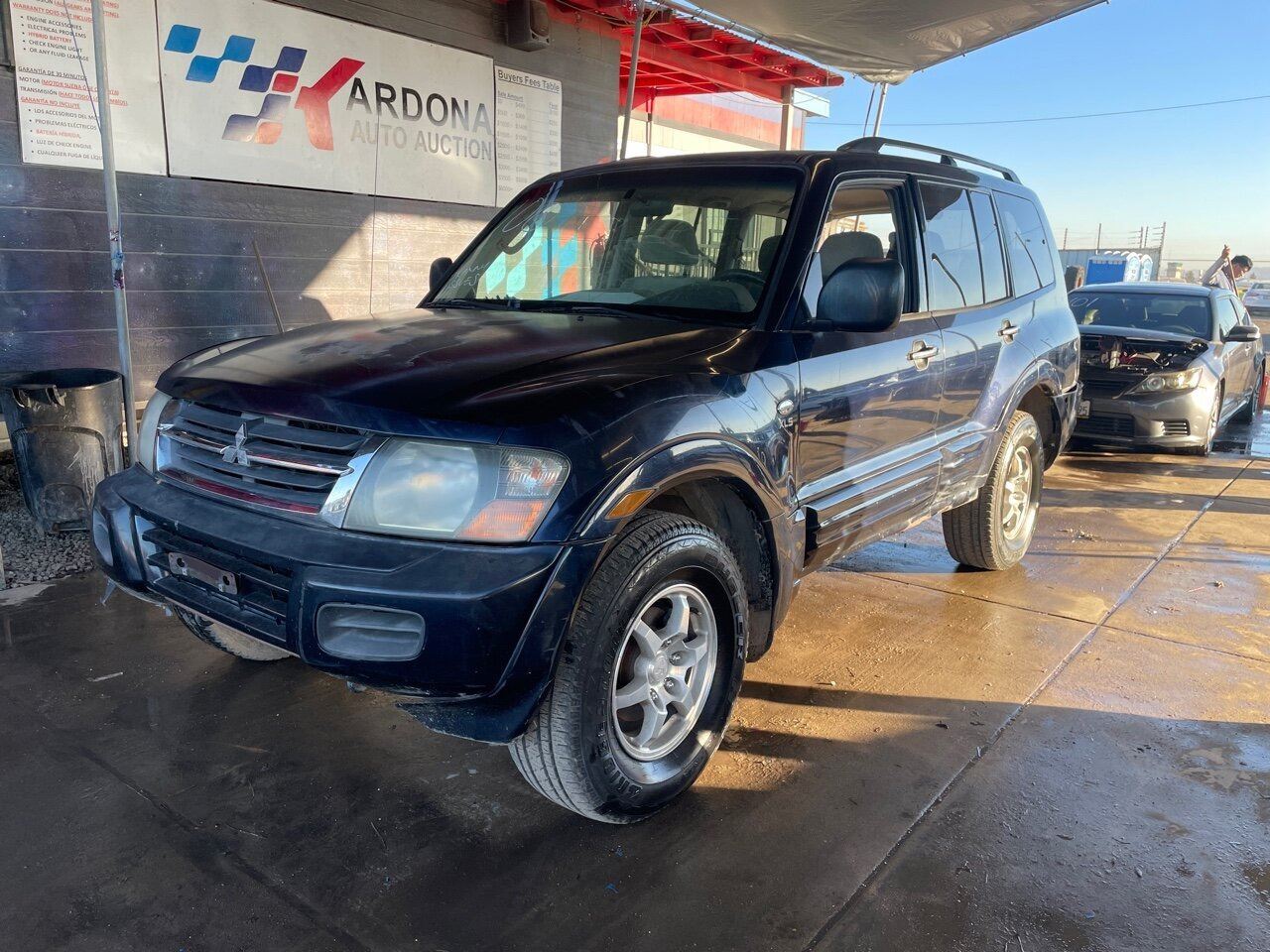 2002 MITSUBISHI MONTERO