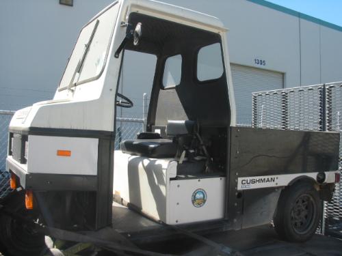 2000 Cushman 3-wheel cart w/bed