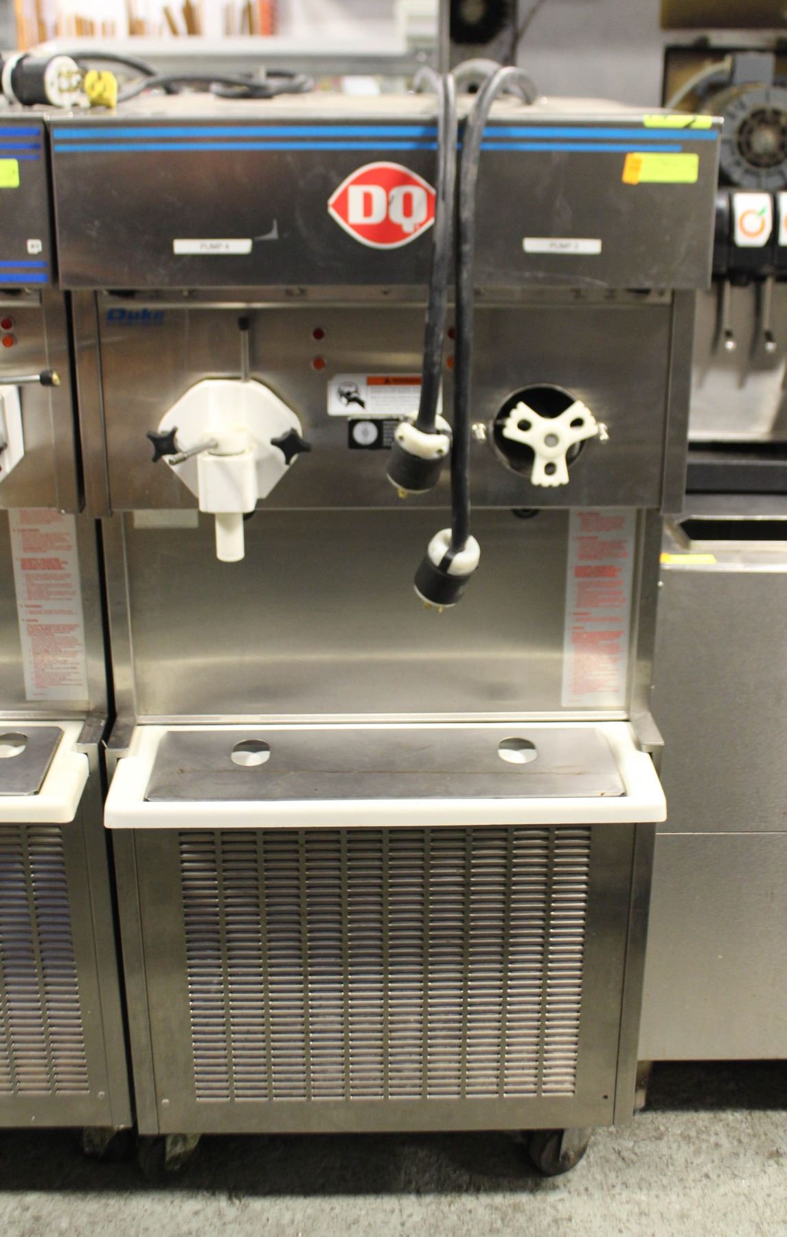 DUKE TWIN SOFT SERVE ICE CREAM MACHINE