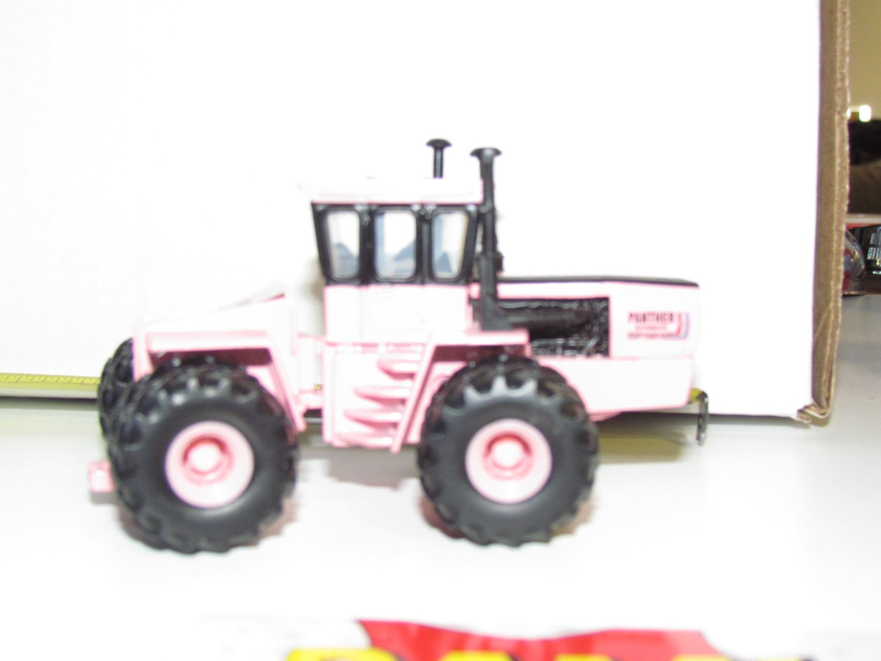 Steiger Panther - ERTL ST-310 4WD Tractor with Duals