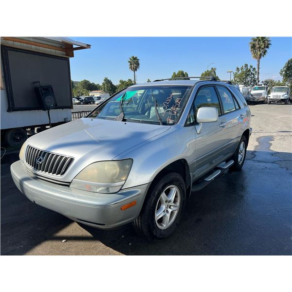 2000 Lexus RX 300