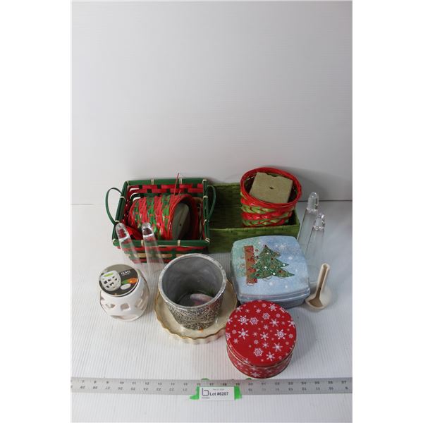 Wicker Baskets Planter And Misc Bodnarus Auctioneering