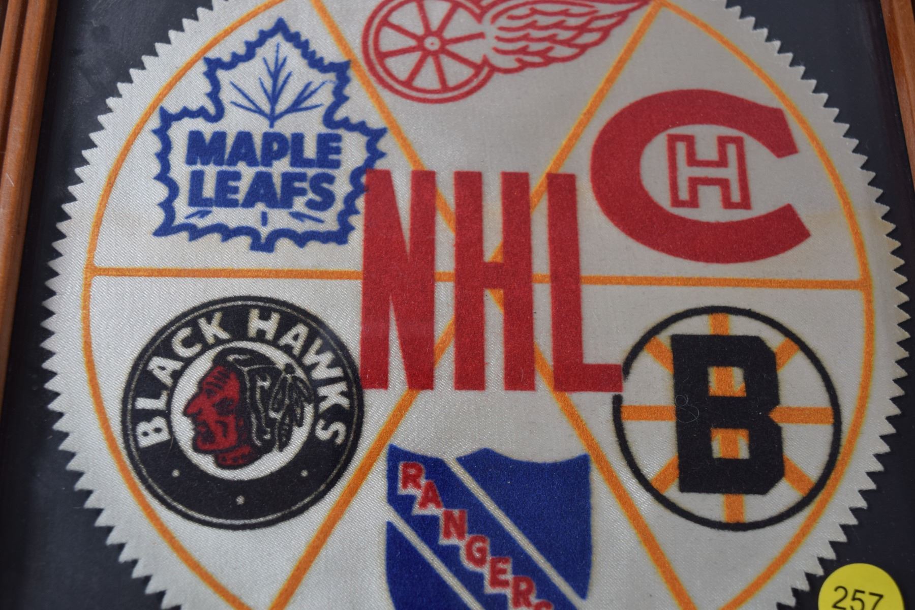 Star Weekly NHL original 6 Hockey patch - Schmalz Auctions
