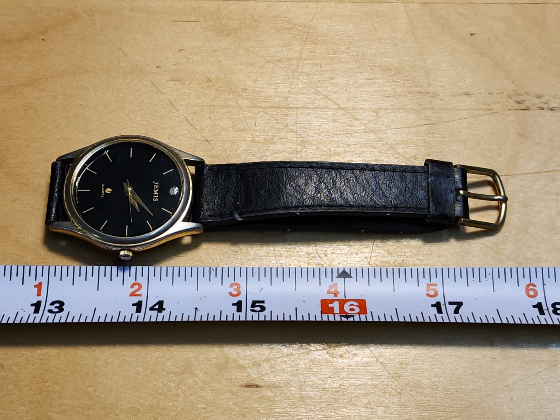 Vintage "Jemis" quartz wrist watch, new battery - runs - Schmalz Auctions