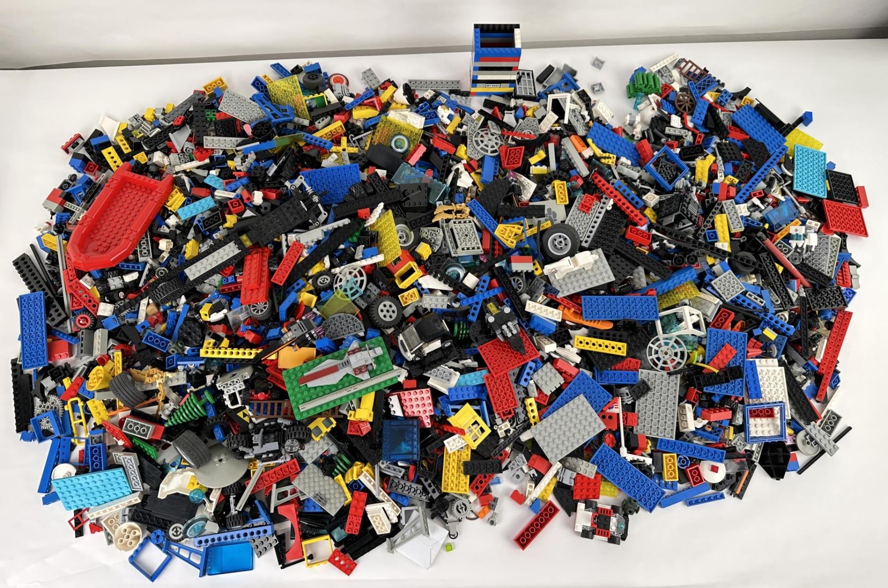 Huge Group Of Vintage Legos