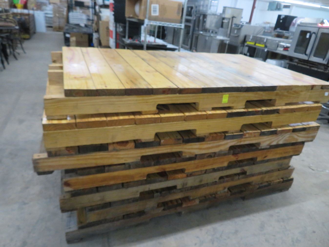 7 Table Top Finished Pallets 7 x