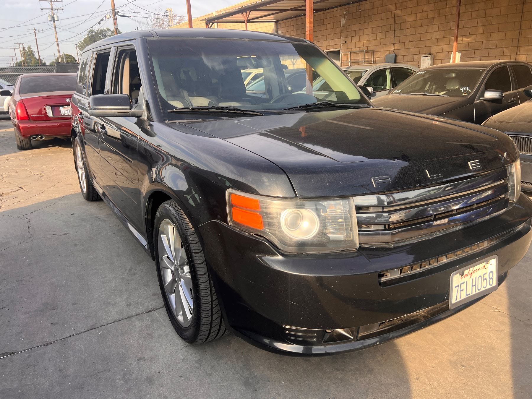 2011 Ford Flex Platinum - CLEAN/ 122,142 Mi