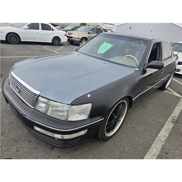 1991 Lexus LS 400