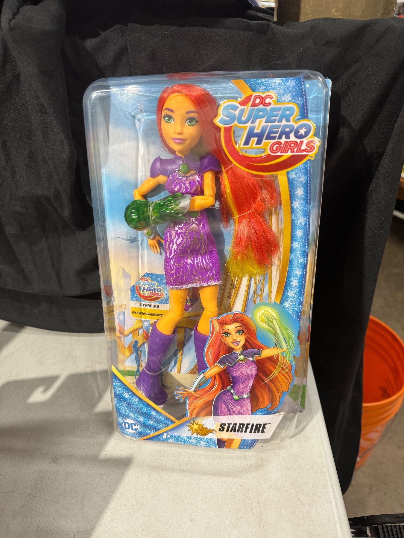 DC super hero girls starfire