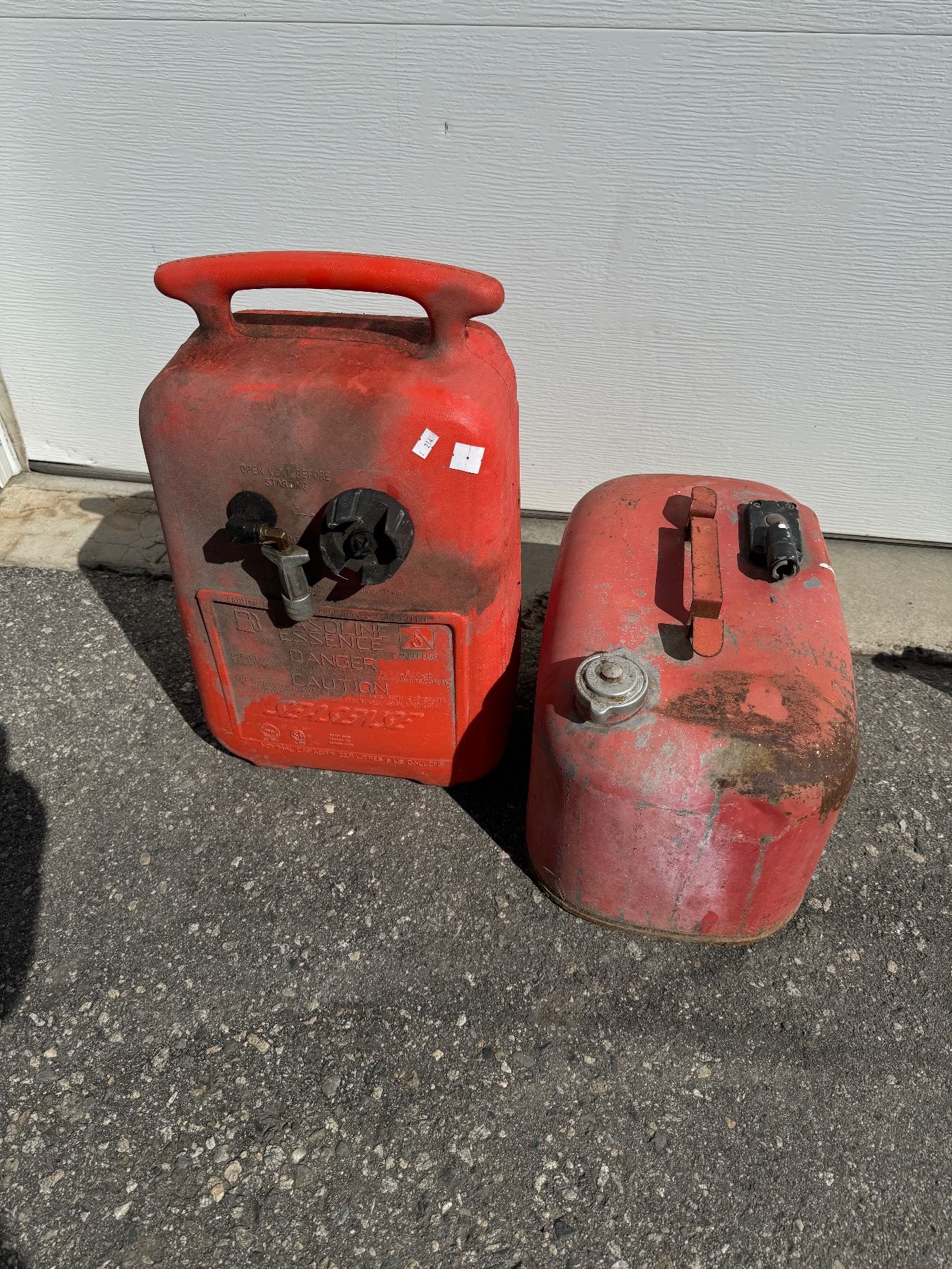Fuel containers
