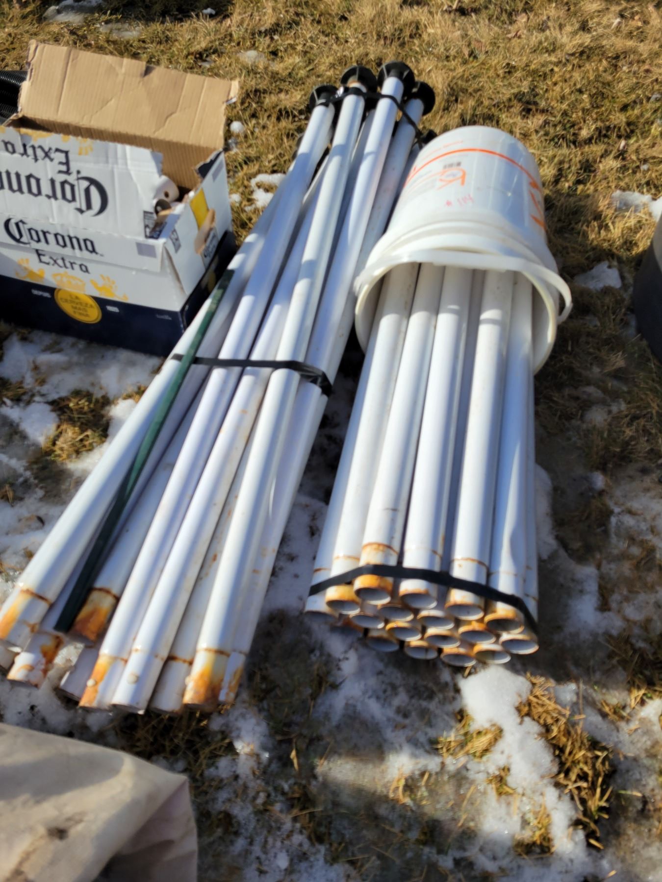 Swimming pool: 2 solar panels, floating pool cover, pool cover; 1 salt ...