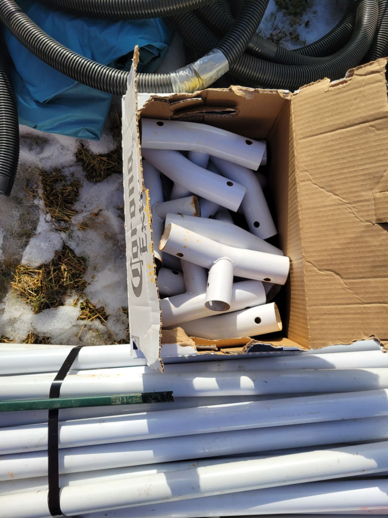 Swimming pool: 2 solar panels, floating pool cover, pool cover; 1 salt ...