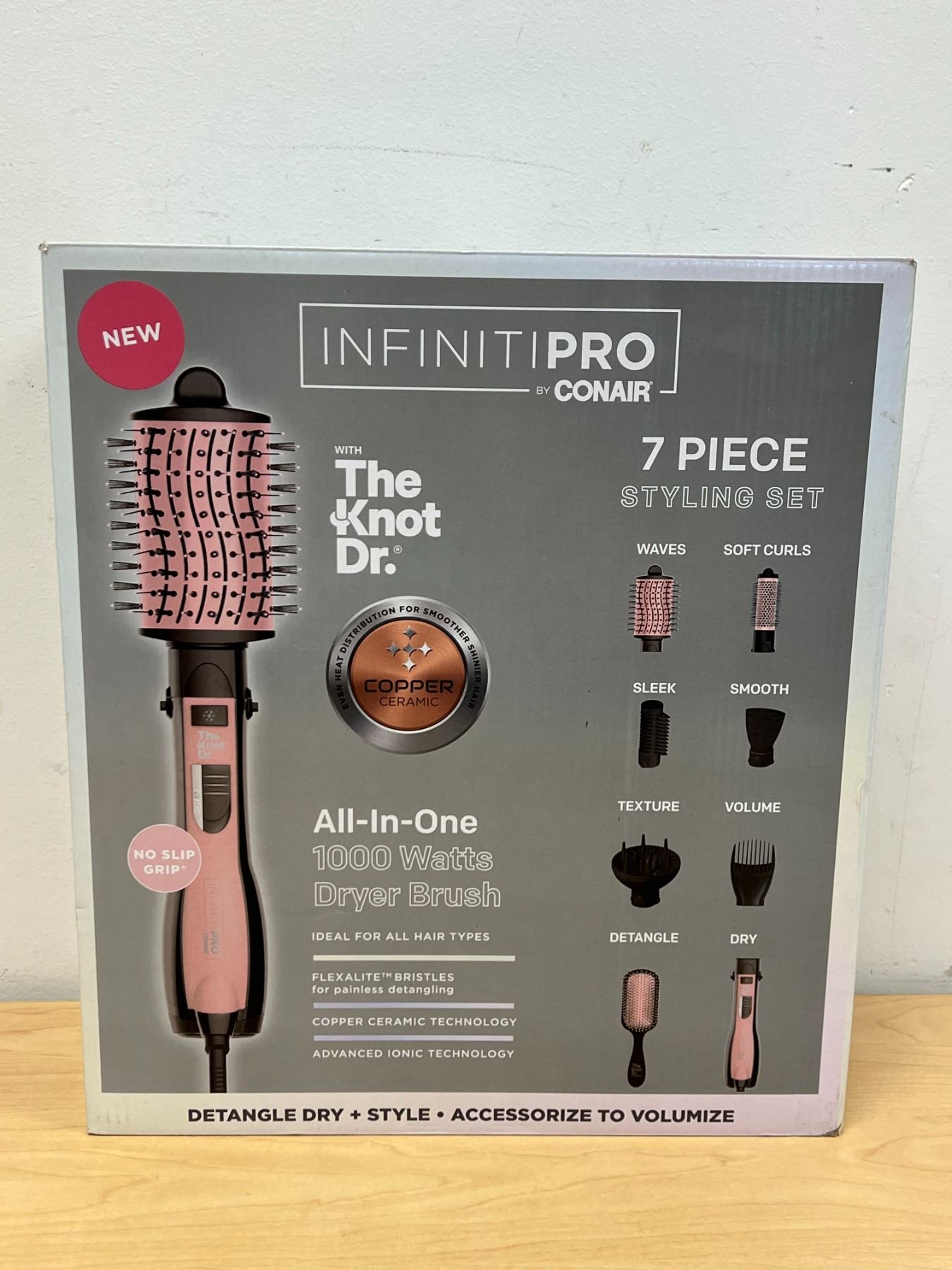 New Conair Infiniti Pro 7 pc styling set with Dr. Knot - see all photos ...