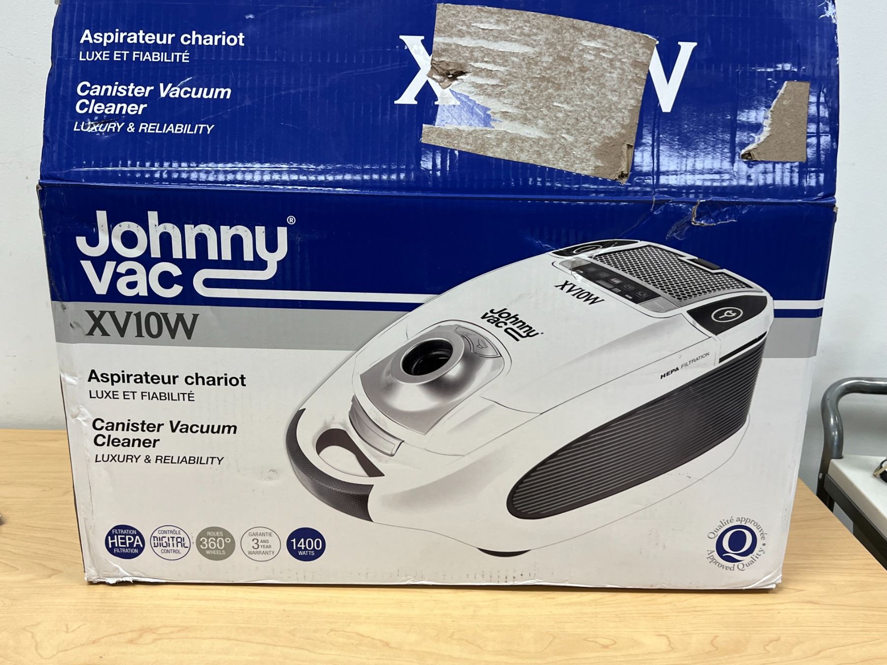 Johnny Vac Canister Vacuum Cleaner - open box, looks new, see photos