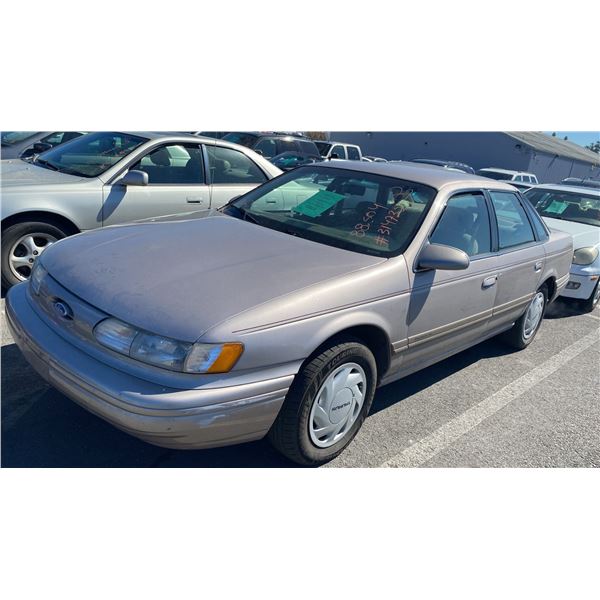 1995 Ford Taurus
