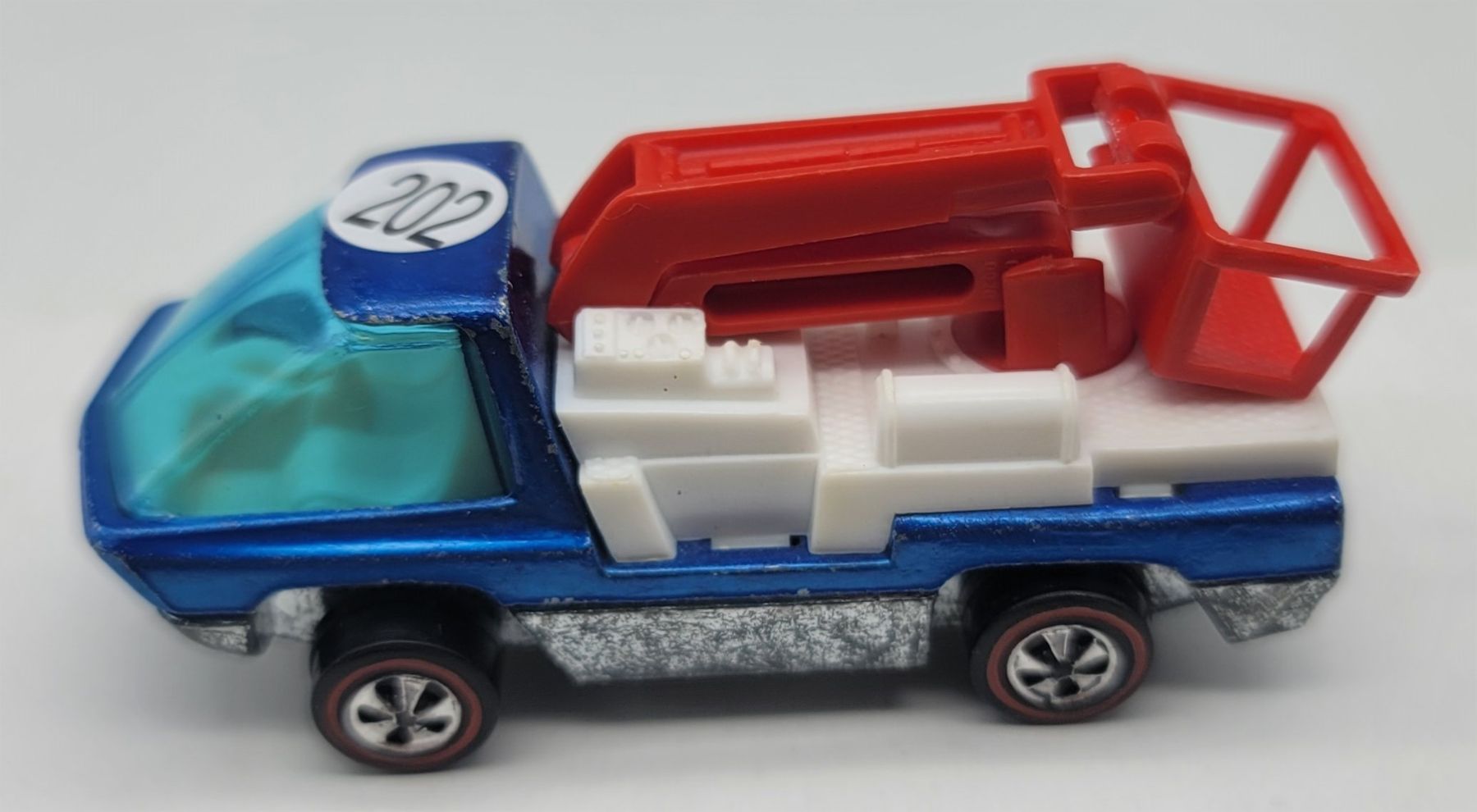 Hot Wheels 1969 Redline The Heavyweights Red Snorkel Bucket Truck Very ...