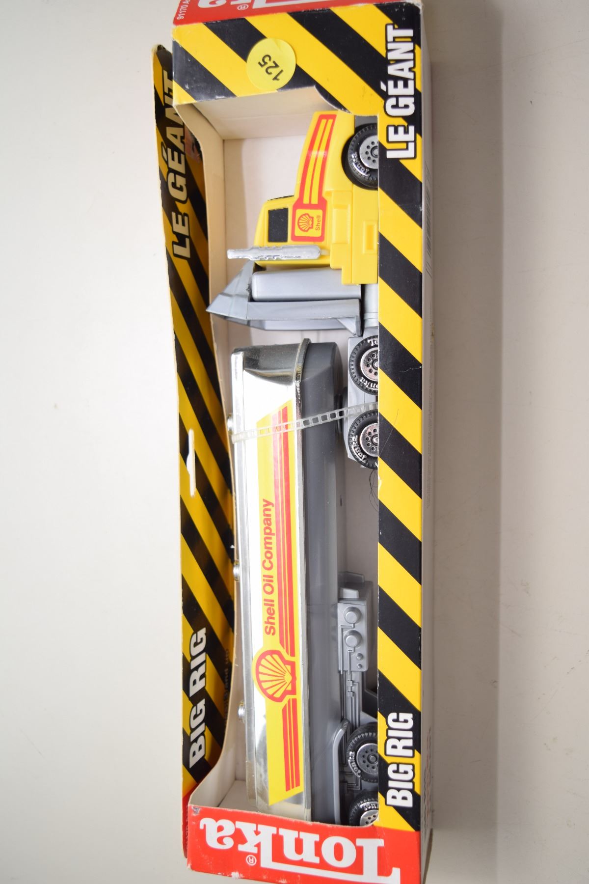 1992 NMIB Tonka Shell oil truck - Schmalz Auctions