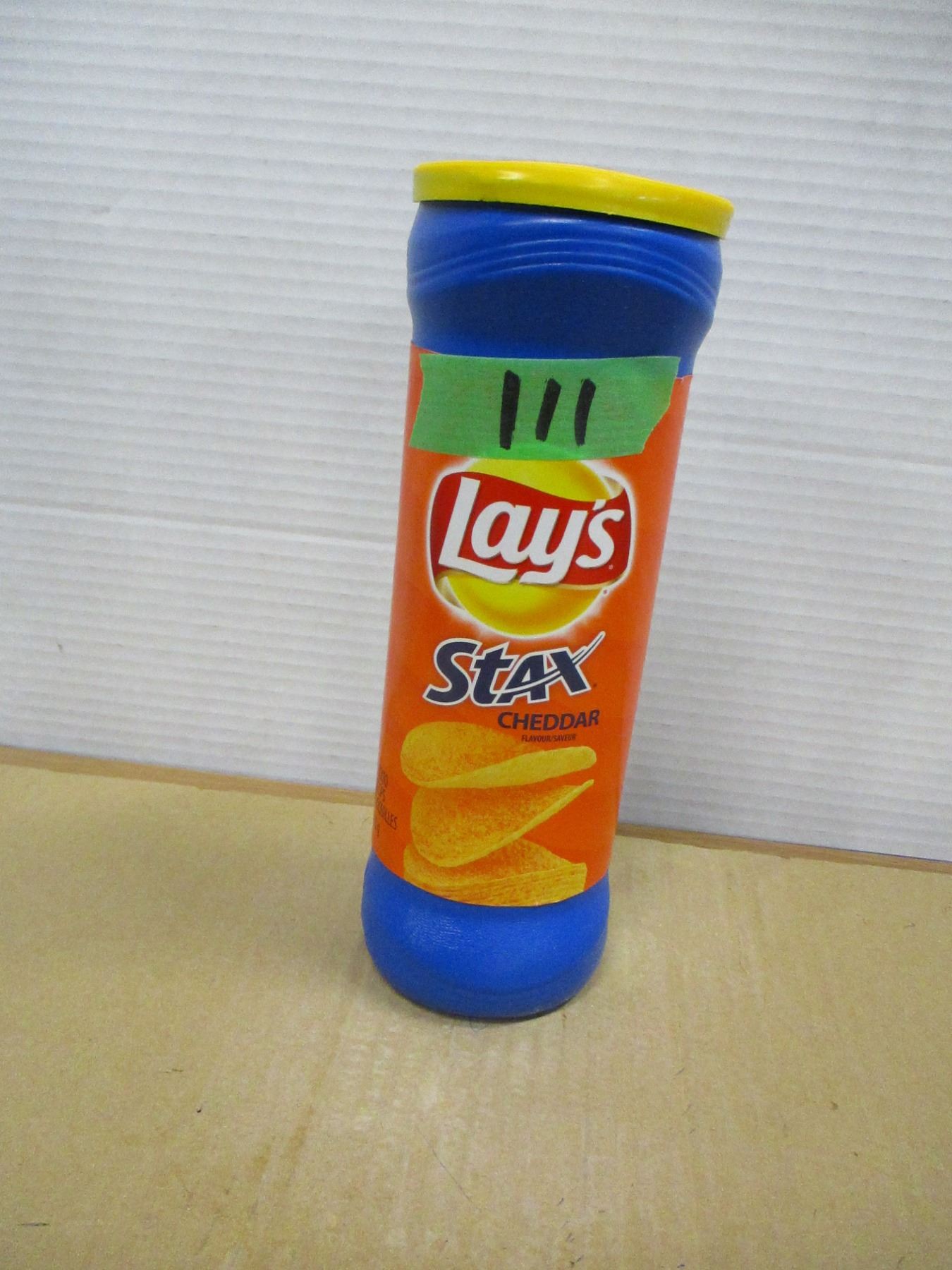 LAYS STACK CHEDDAR CHIPS (155G)