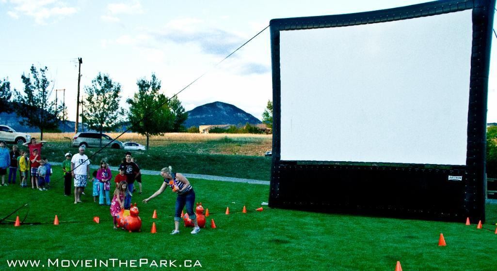 Drive-In Movie Equipment, Inflatable Movie Screens AIRSCREEN® 24' - For ...