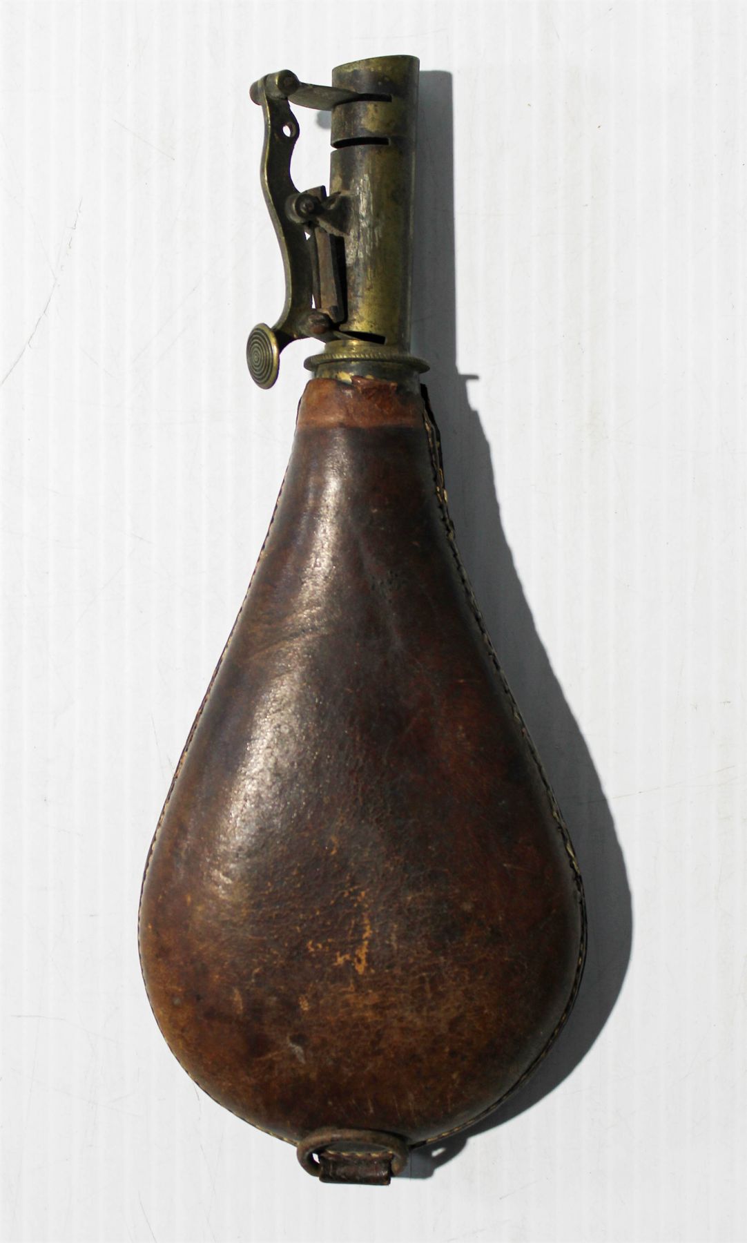 ANTIQUE LEATHER POWDER HORN