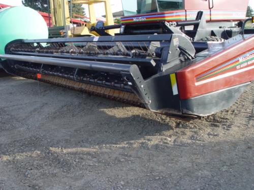 2001 MacDon 922 Hay Header