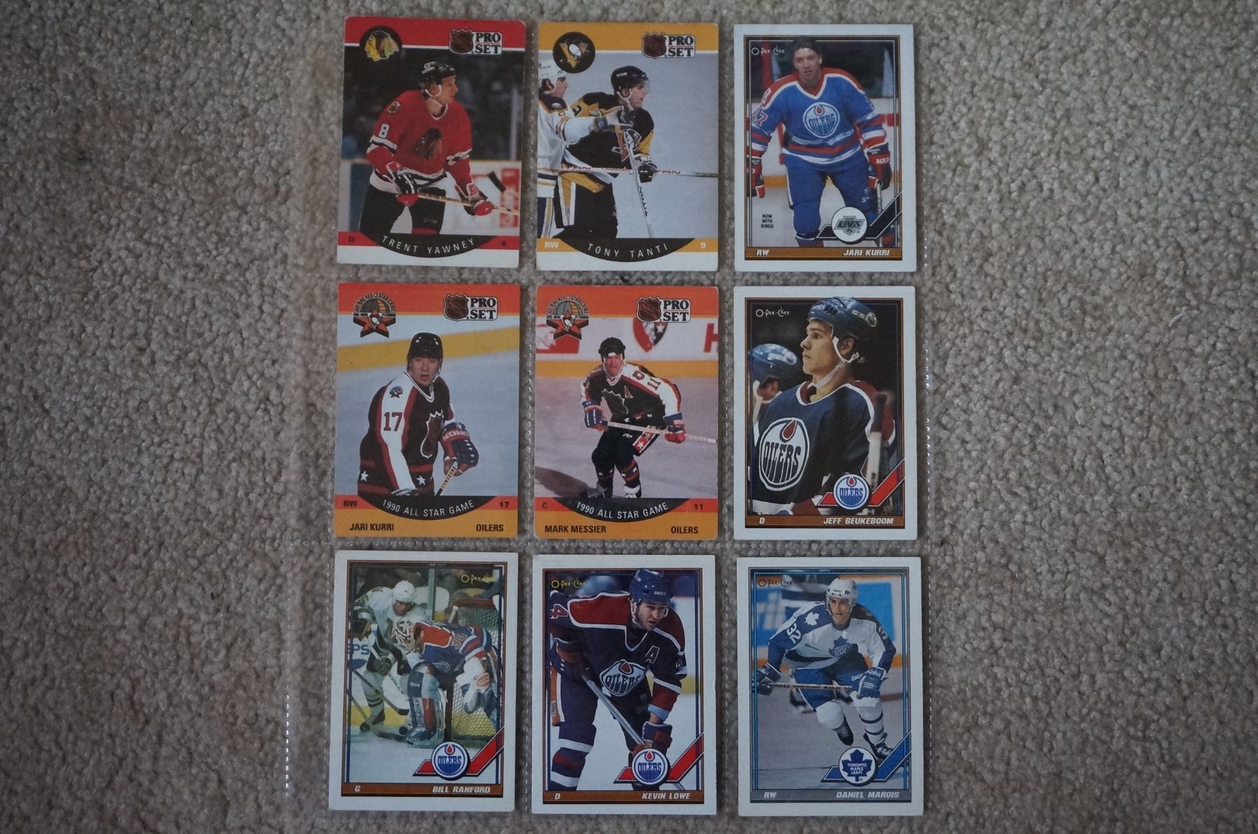 hockey cards set of 9 with trading card sleeves