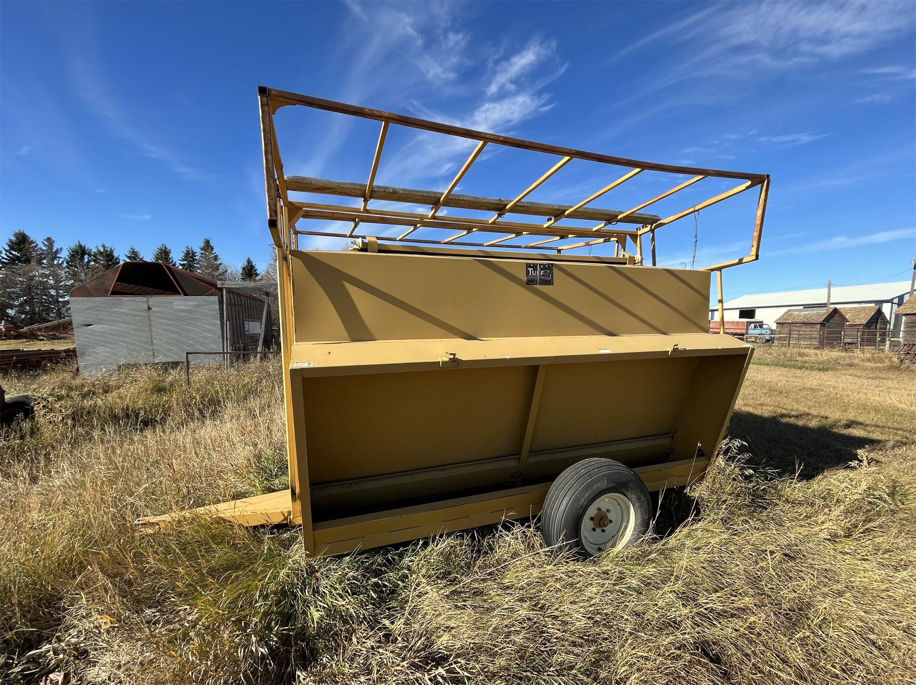 Tuff Creep Feeder, 250 bushel