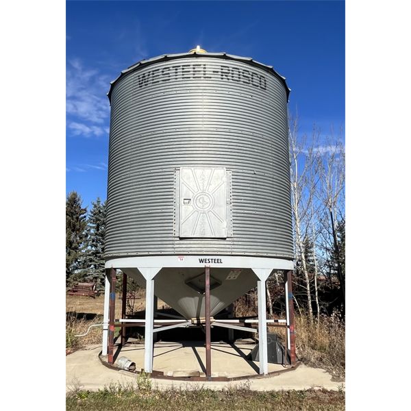 2000 Bushel Westeel Hopper Bin
