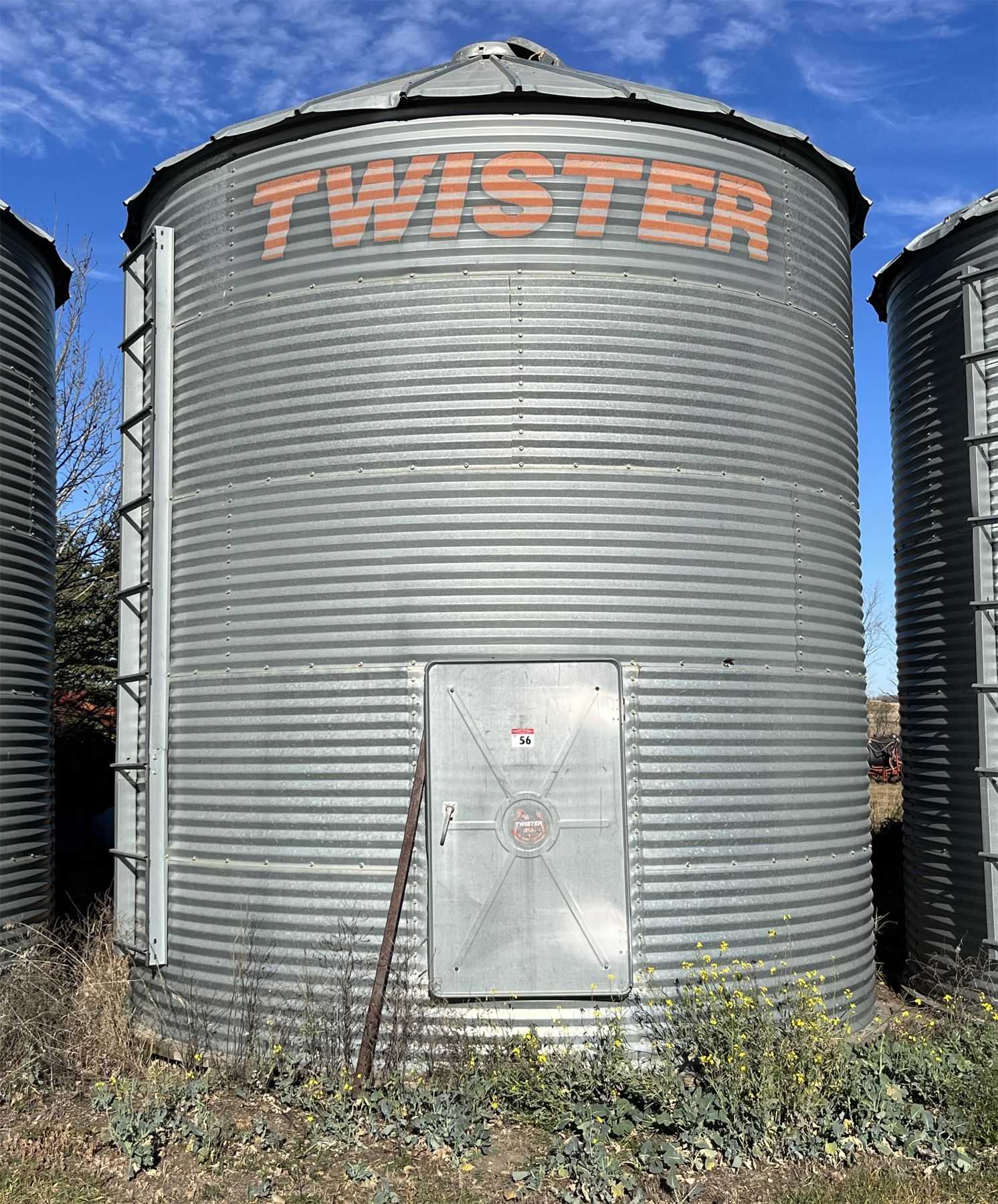 2000 Bushel Twister Flat Bottom Bin