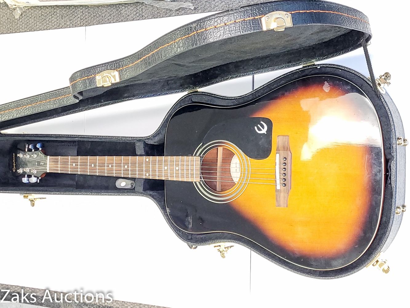 Brown Epiphone Acoustic Guitar With Case Model DR-100 VS