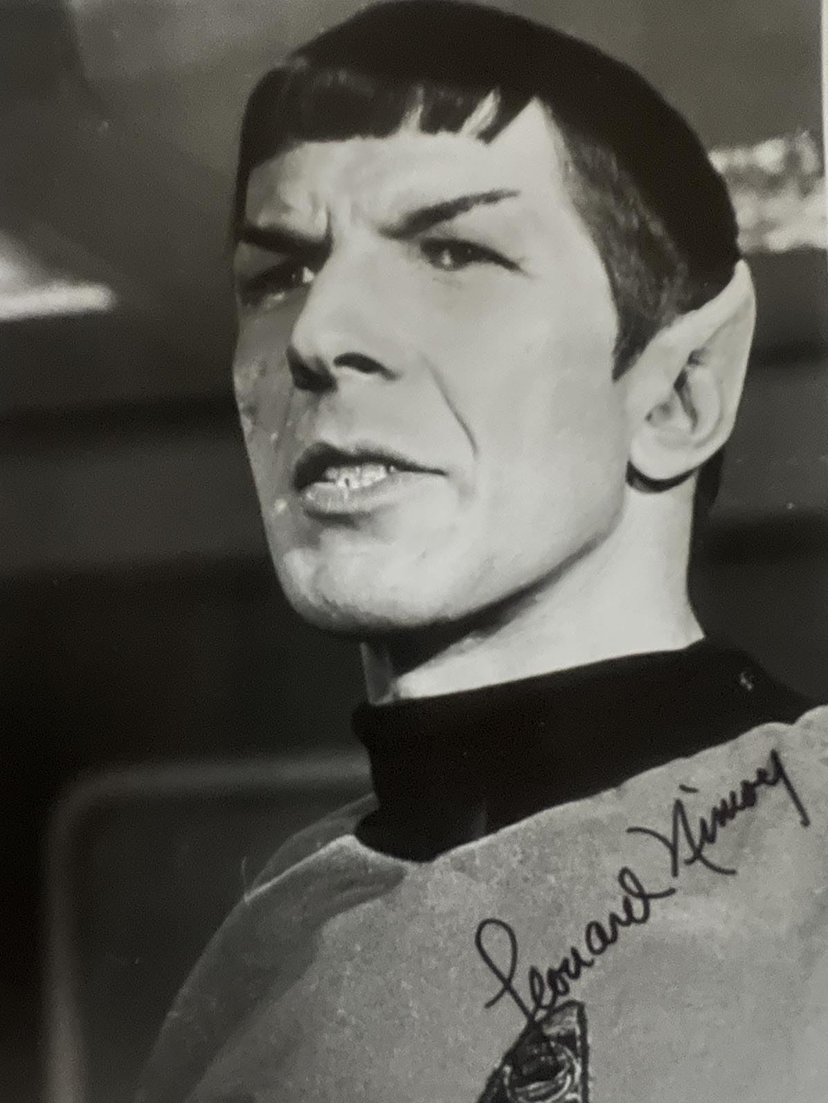 Star Trek Leonard Nimoy signed photo. GFA Authenticated