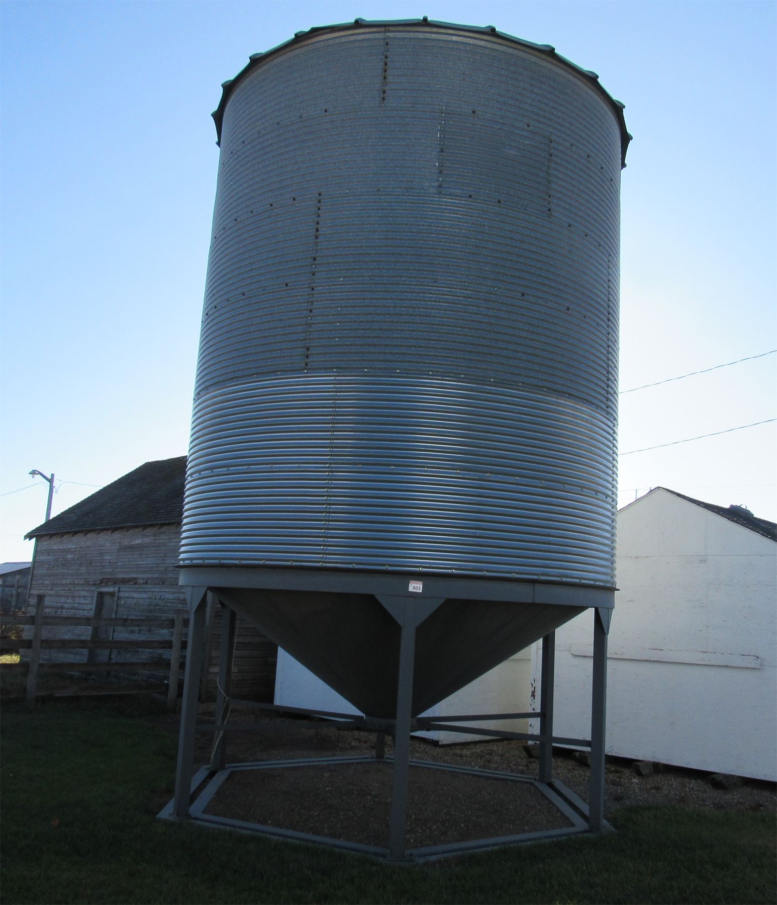 Westeel Rosco Hopper Bin