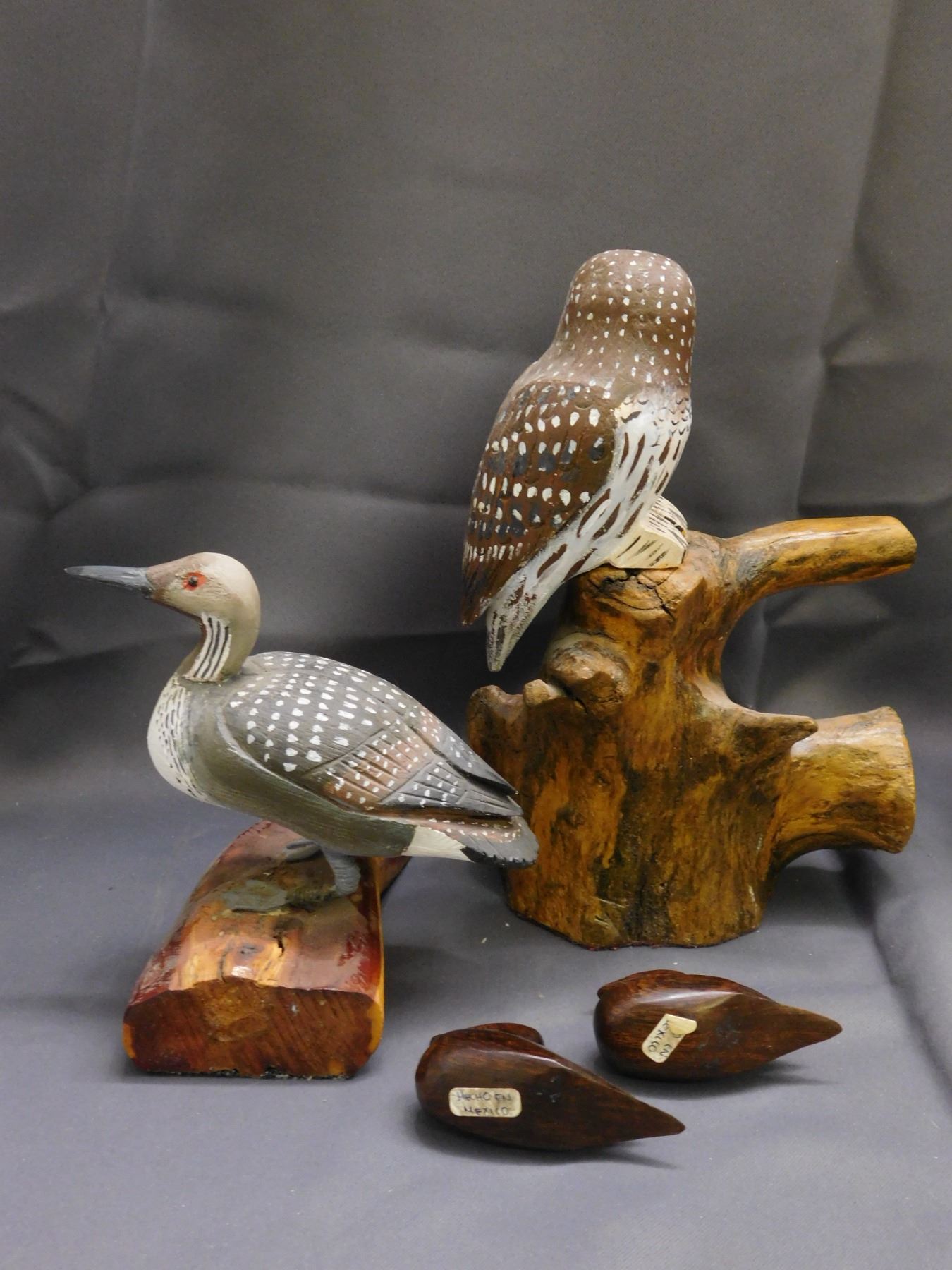 4pcs Wooden Carvings of Birds, Owl & Loon Mounted on Driftwood, Small ...