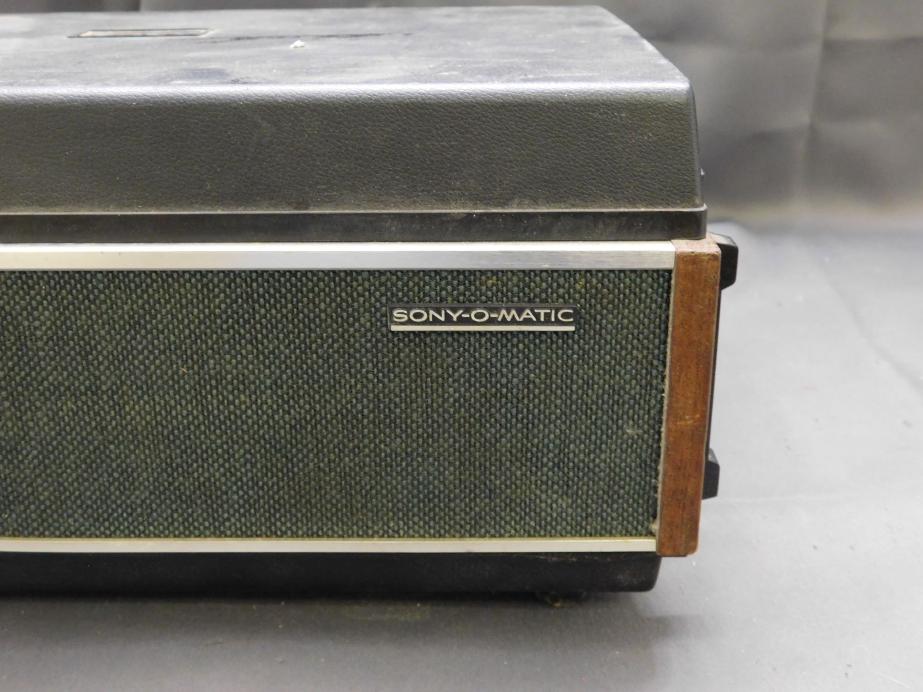 SONY-O-Matic Tapecorder TC-106