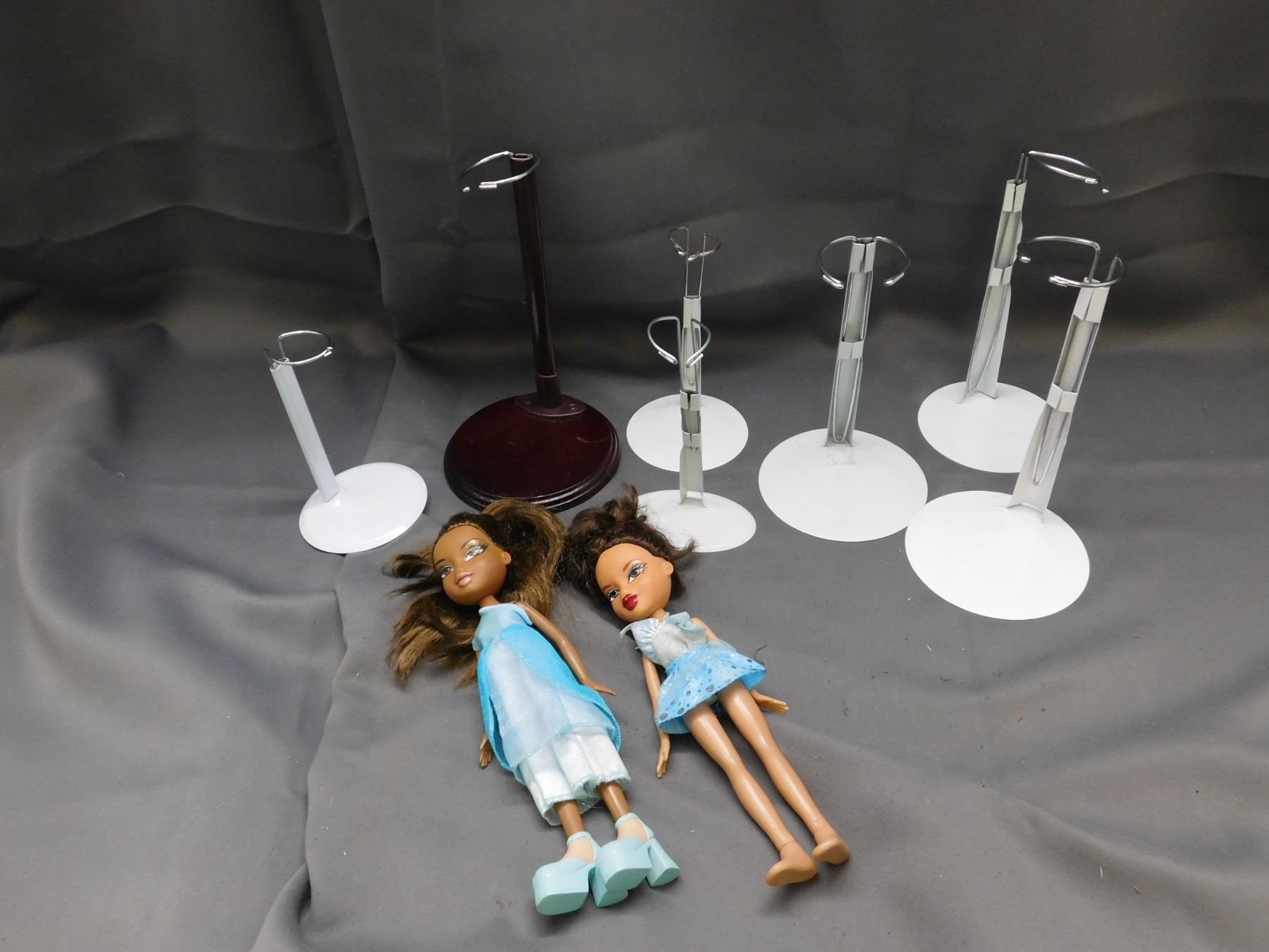 Lot of 2 Bratz Dolls & 7 Doll Stands