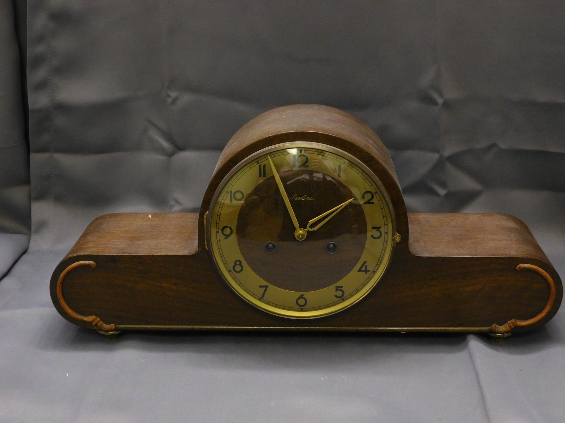 Mauthe Vintage Wooden Mantle Clock